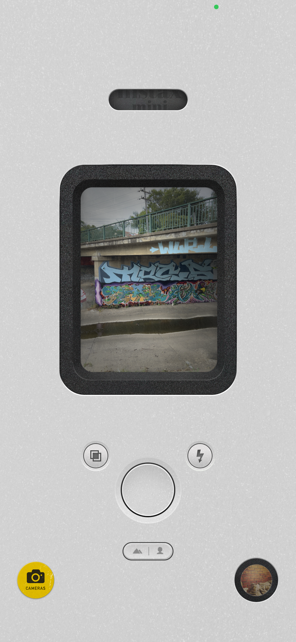 6 Instant Camera Apps for That Polaroid Vibe—No Printer Required