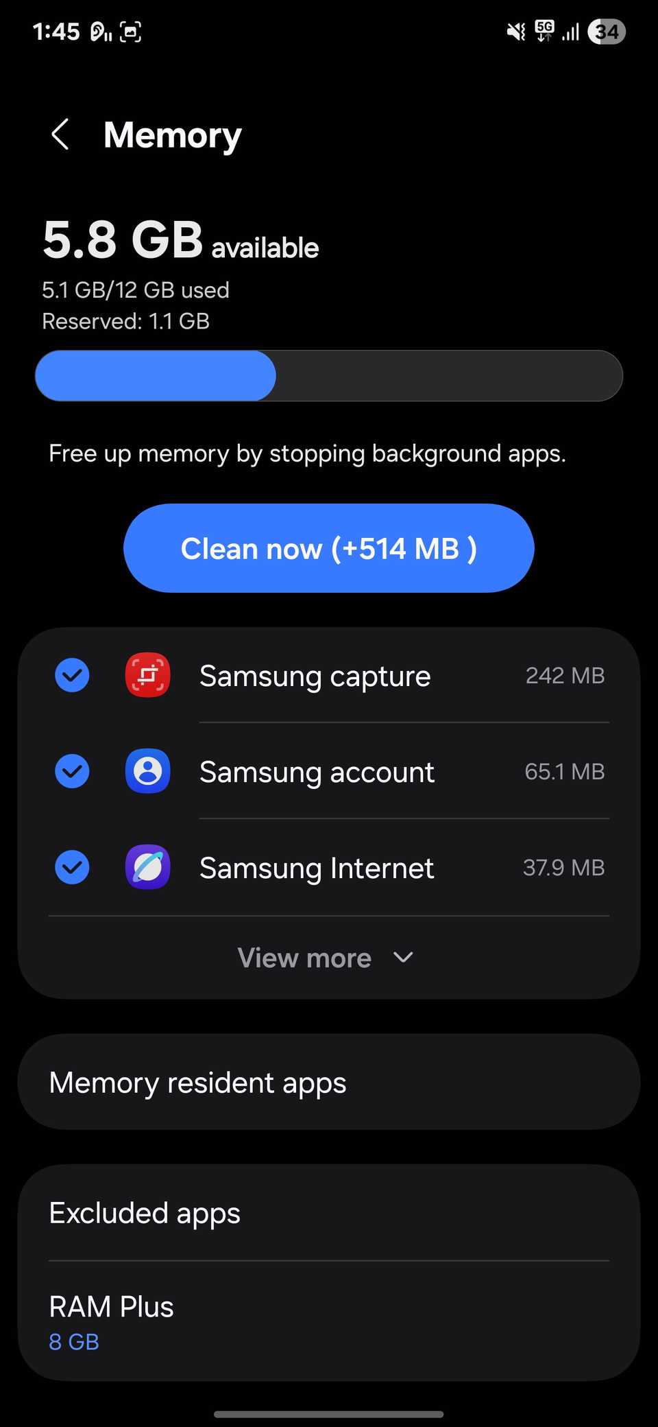 I Turned Off These Samsung Settings and My Phone Stopped Dying So Fast