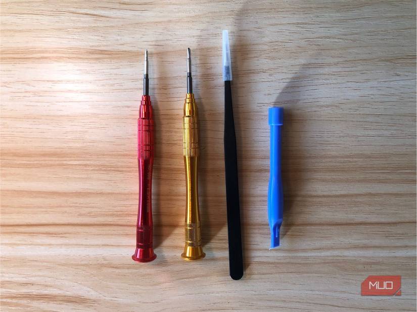 How to Replace Your Nintendo Switch Joy-Con Shells