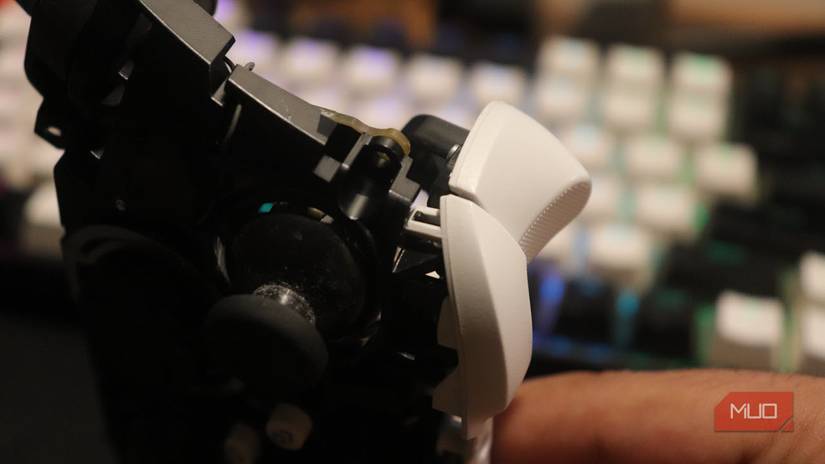 How to Take Apart Your Xbox Series X|S Controller