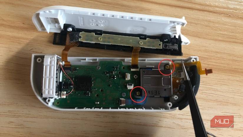 How to Replace the Joysticks in Your Nintendo Switch Joy-Con