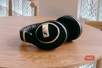 Sennheiser HD 599 SE Review: Killer Open-Back Headphones on a Budget