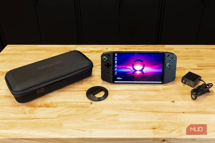 Lenovo Legion Go Review: A Beautiful, Bulky Letdown