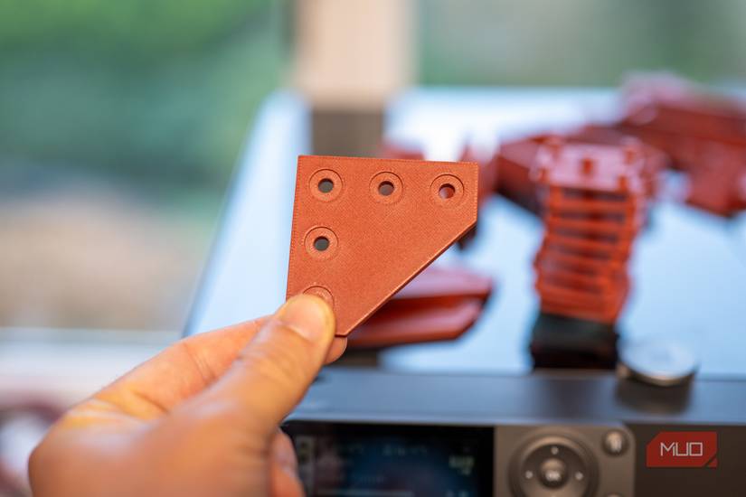 Bambu Lab P1S and AMS Combo Review: Affordable, Fast, Multicolor 3D ...