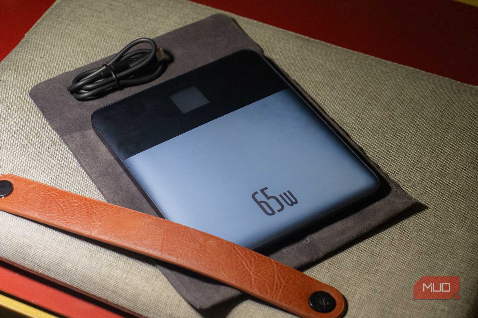 Baseus Blade 2 Review: You Won’t Notice This Laptop Battery in Your Bag