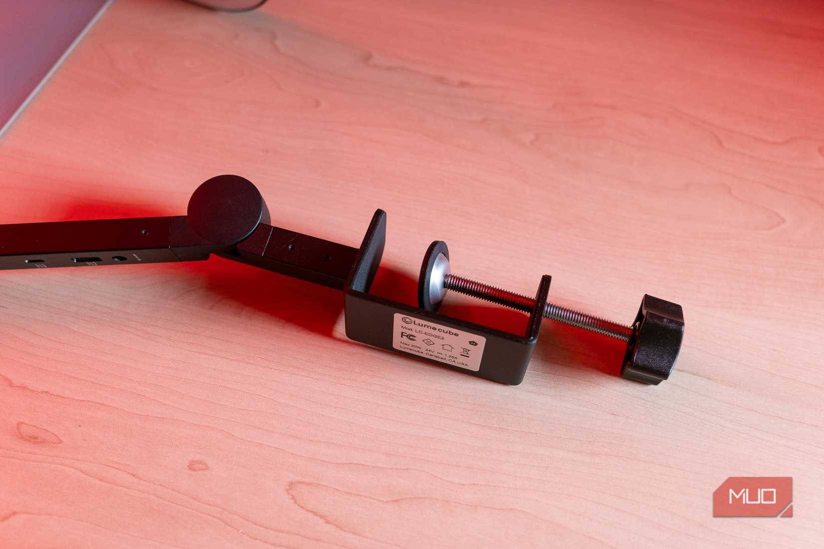 I Wouldn’t Buy This as a Key Light, but It’s a Great Compact Desk Lamp