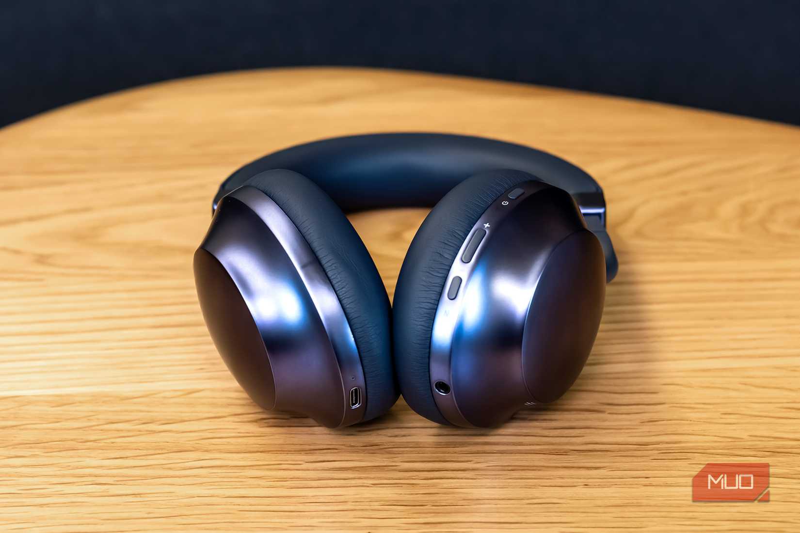 Raycon Everyday Headphones Pro Review: Quality Sound With Few Distractions