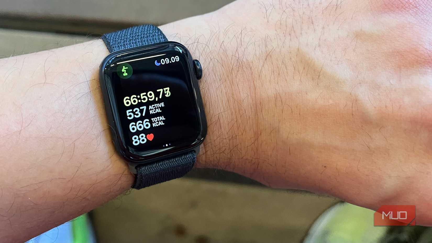 How I Use My Apple Watch to Train Better at the Gym