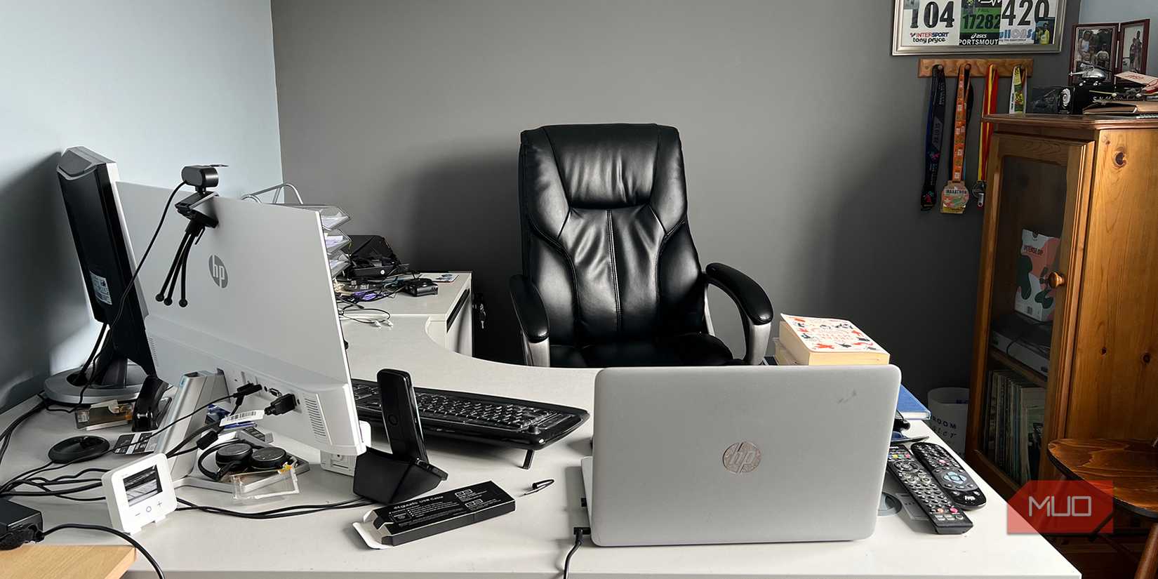 Here's How I Take Professional-Looking Headshots With My Smartphone