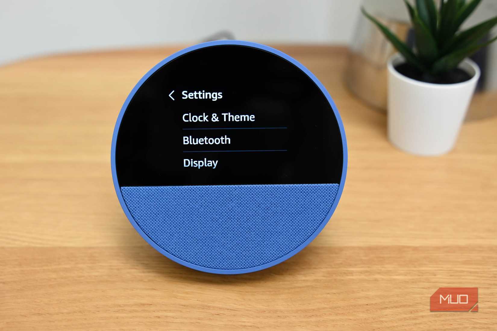 Amazon Echo Spot Review: Upscale Design and Sound for Smaller Spaces
