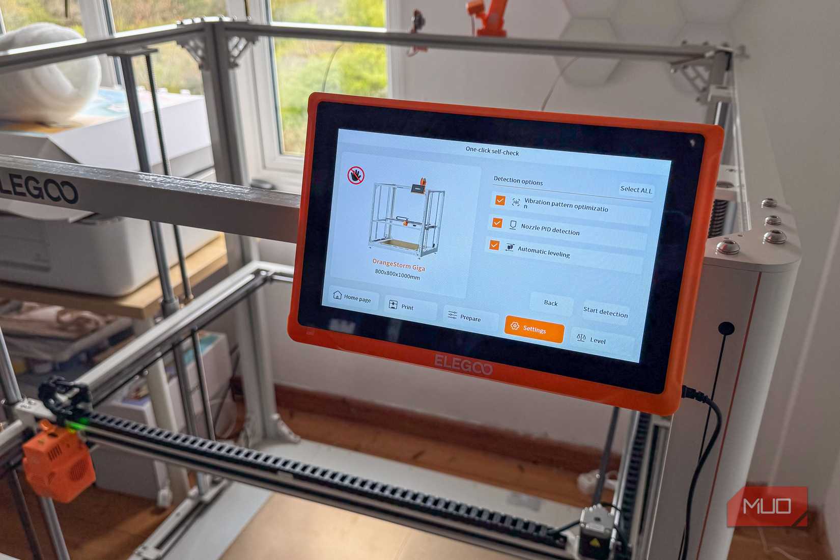 Elegoo OrangeStorm Giga Review: Impressively Enormous (and Power Hungry)