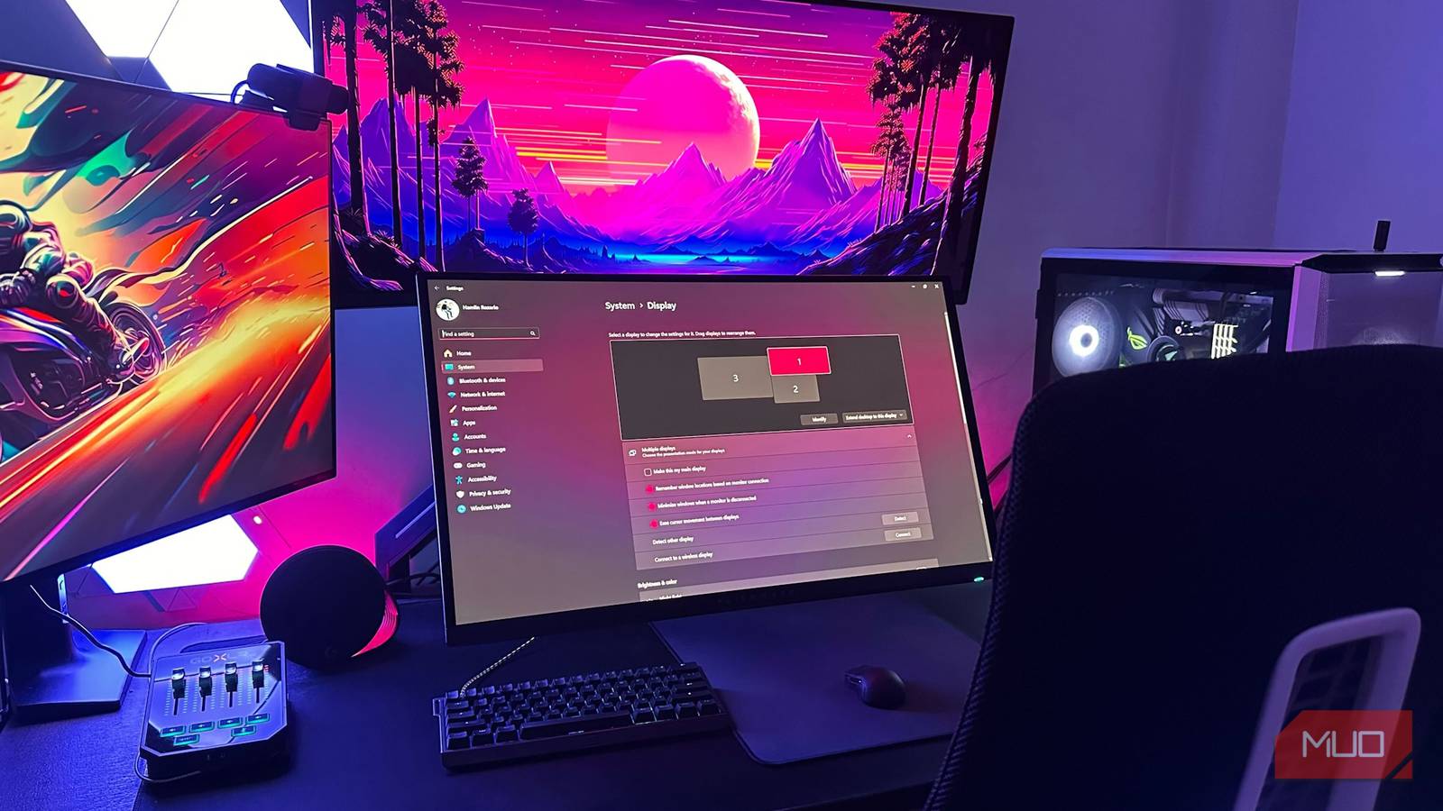 If You Want to Use More Monitors, Check These 5 Requirements First