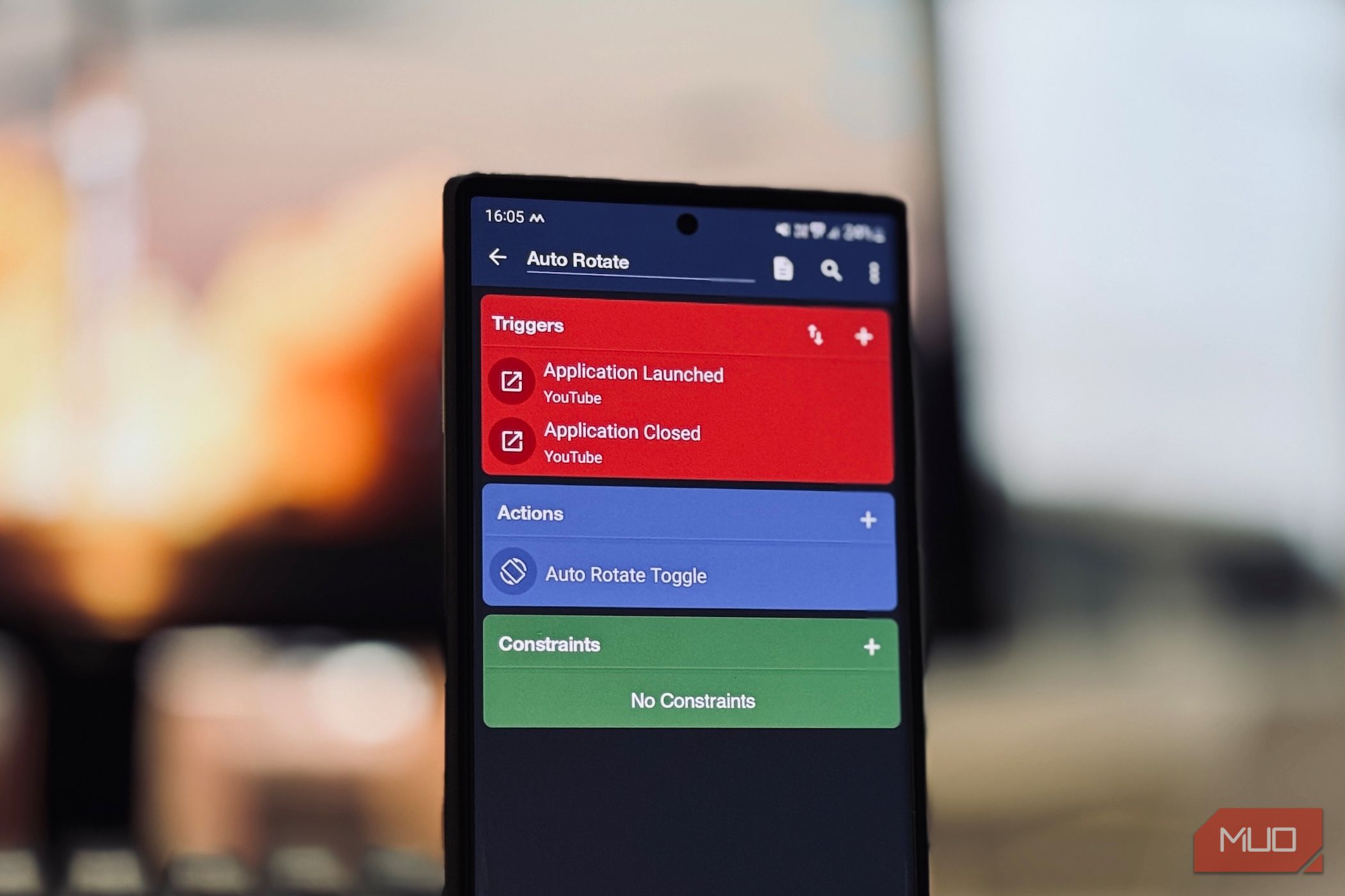 This Workaround Auto-Rotates Your Android Phone's Screen for Certain Apps