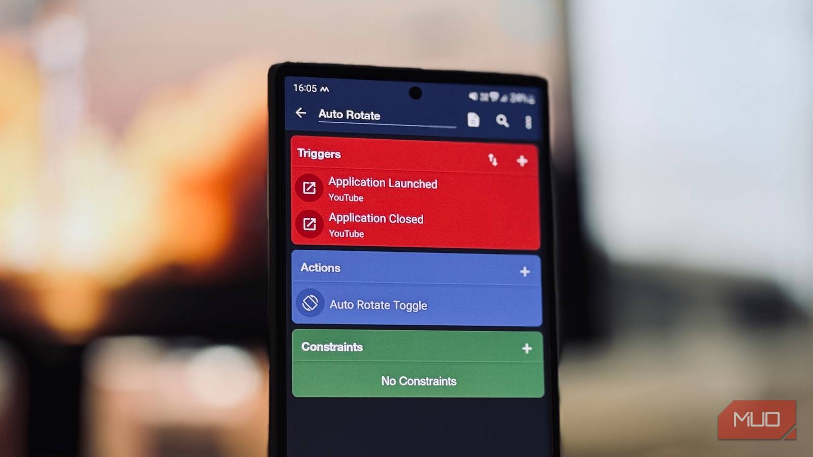 This Workaround Auto-Rotates Your Android Phone's Screen for Certain Apps
