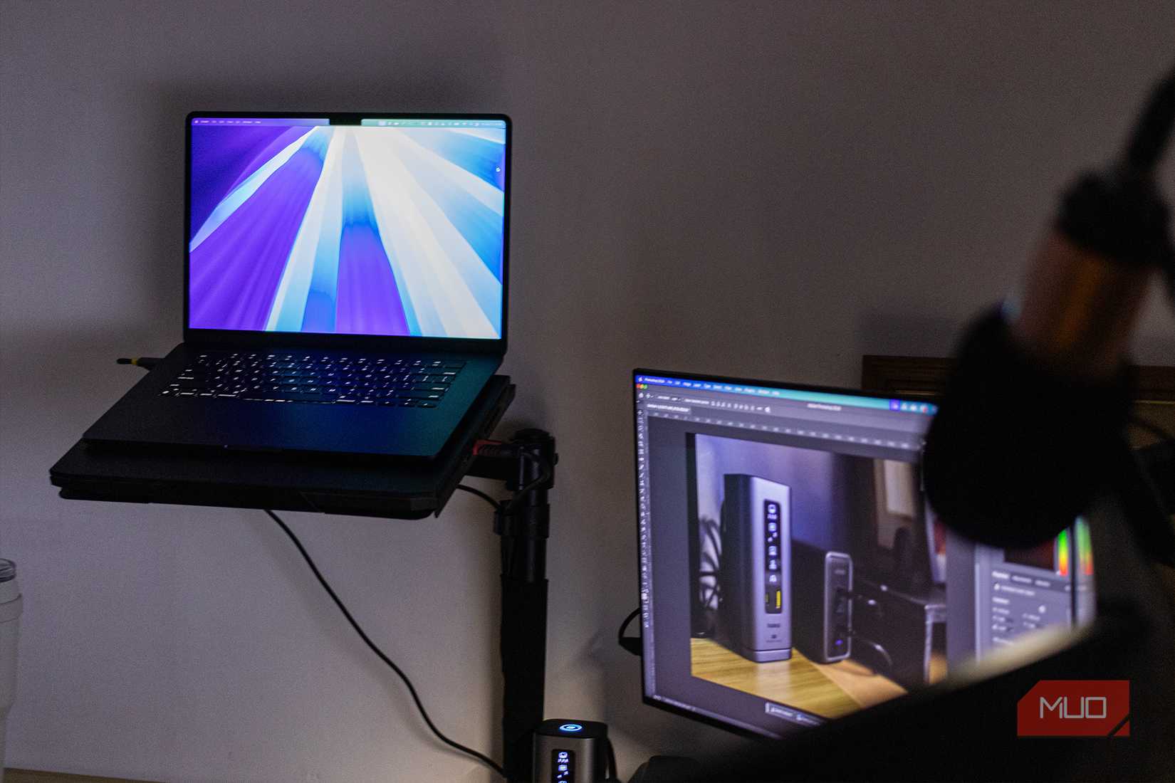 How I Use Two (or More) External Monitors on a MacBook Air