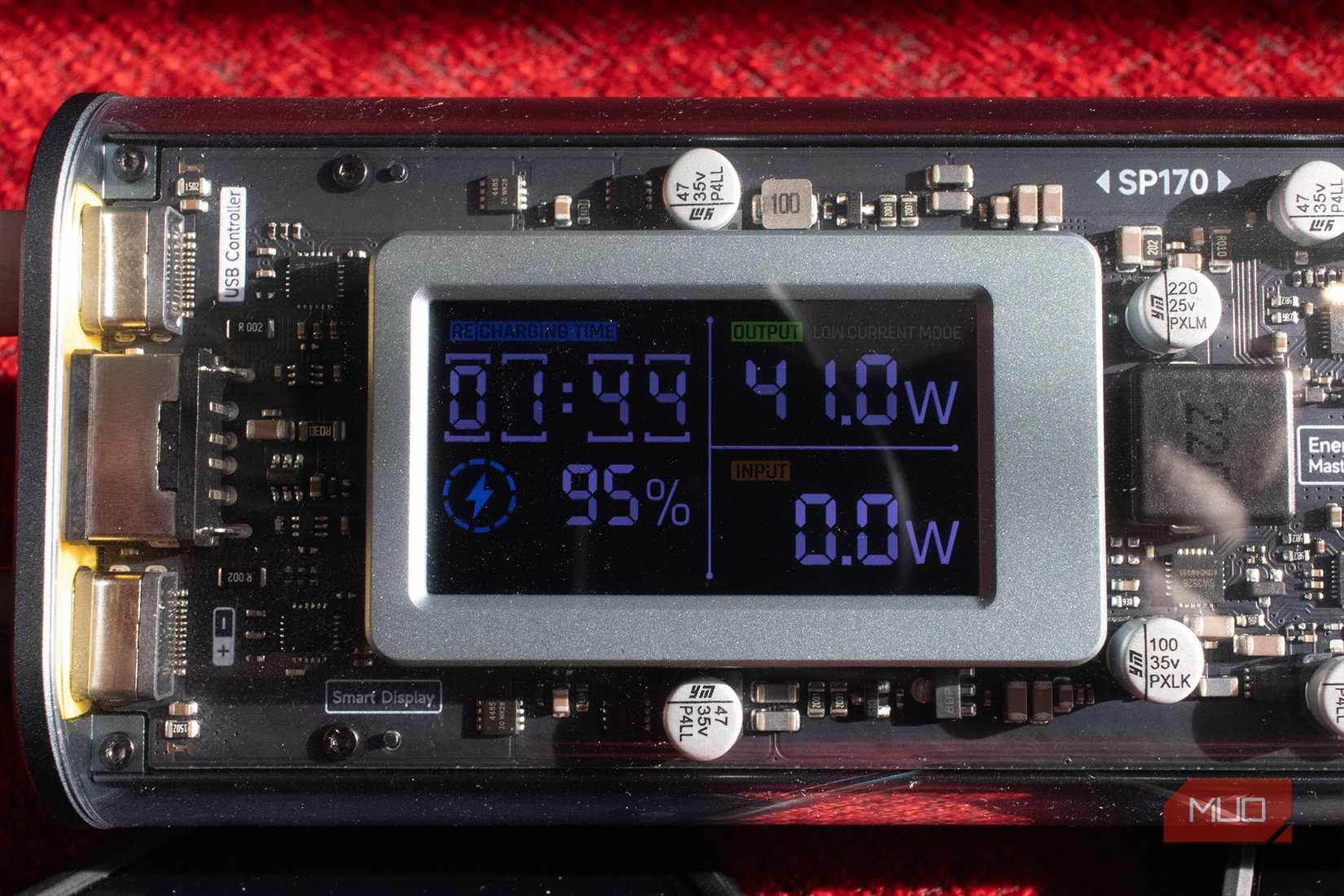 Shargeek 170 Review: This Transparent Power Bank Is Powerful and Looks Cool