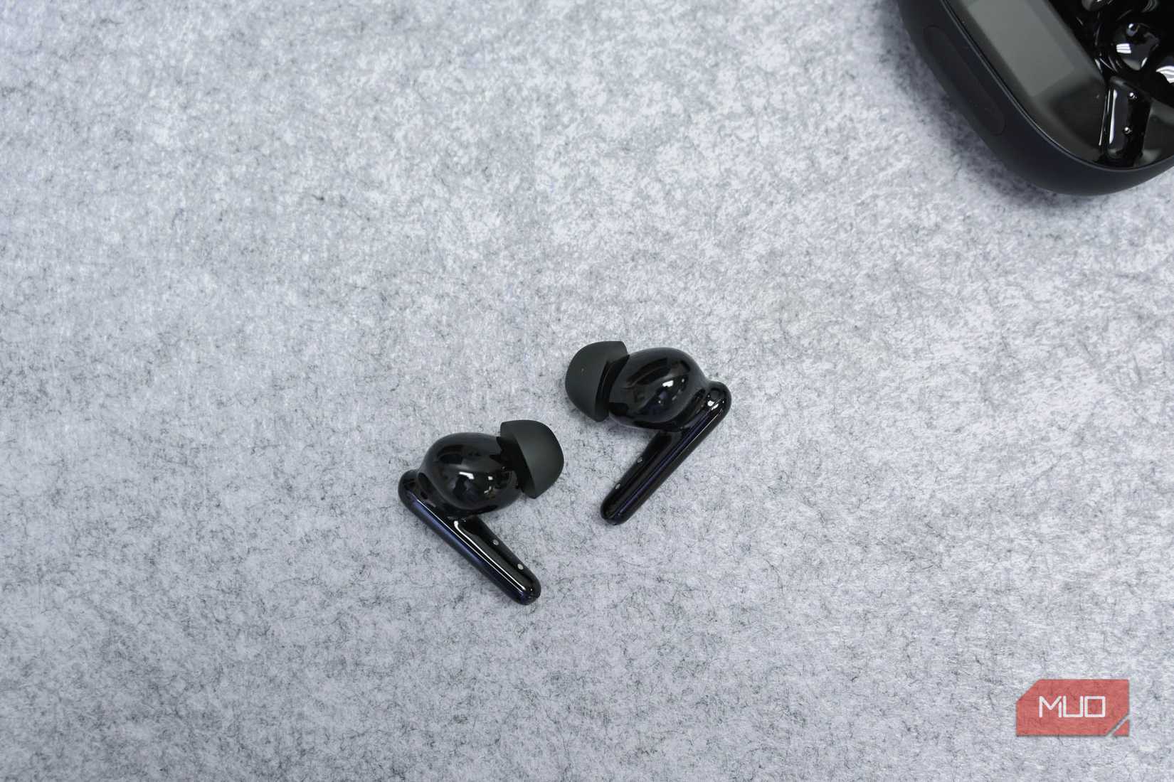 I cleaned my earbuds properly for the first time and the difference was ...