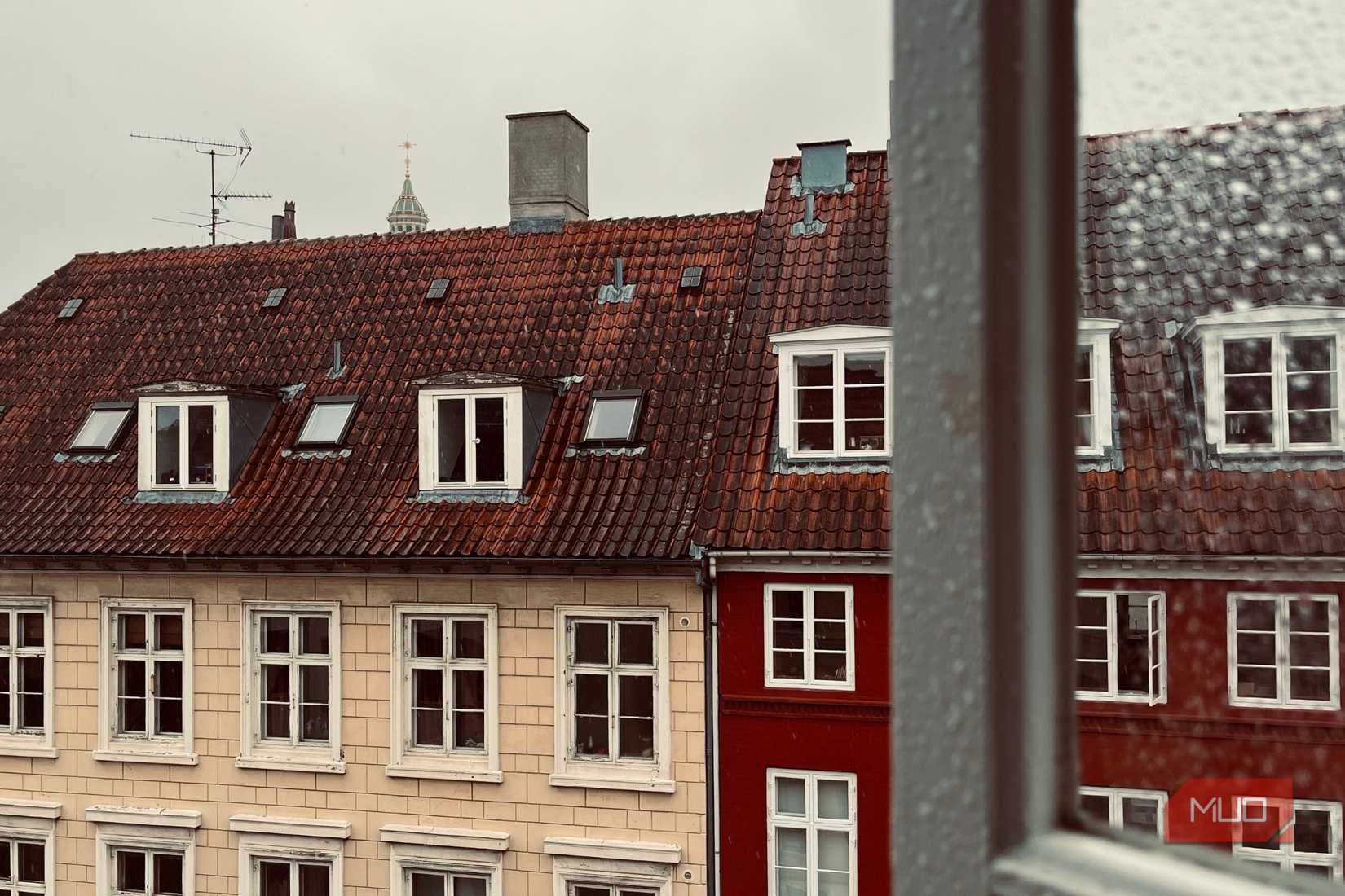 How I Take Unique Photos of Familiar Places With My Smartphone