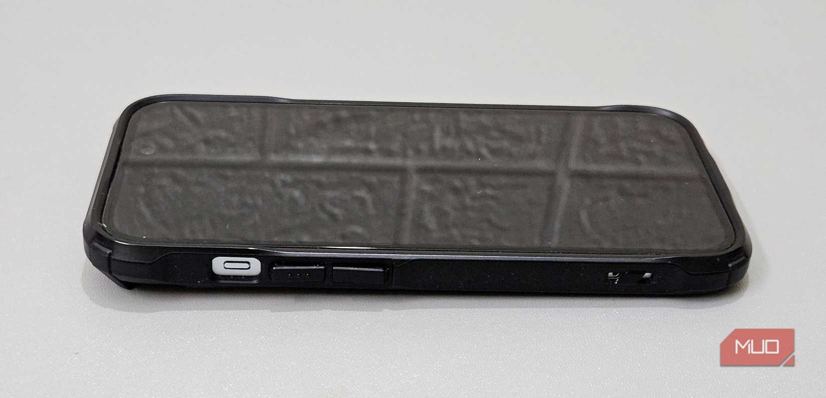 I Tried a Smartphone Privacy Screen Protector, and It Actually Worked