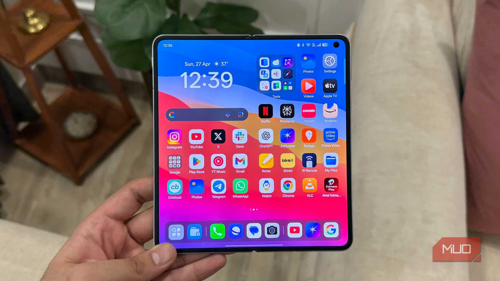 I Used the World's Slimmest Foldable for a Month, and I Don't Miss My ...