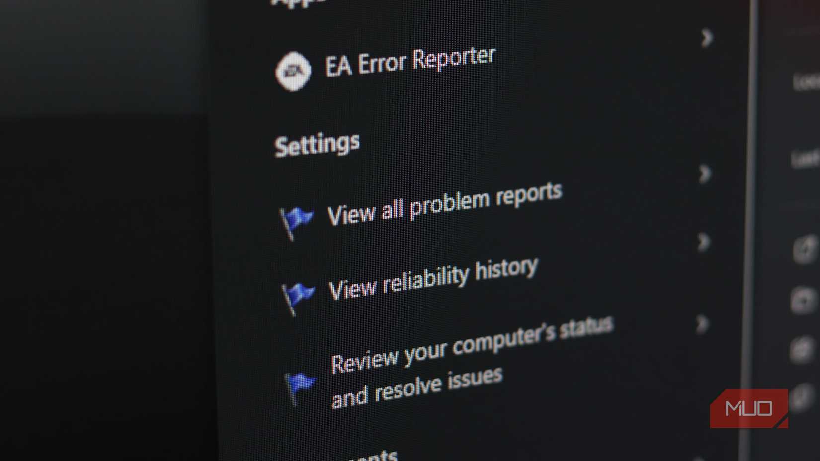 Everyone Should Disable These 7 Windows Services to Get Better Battery Life