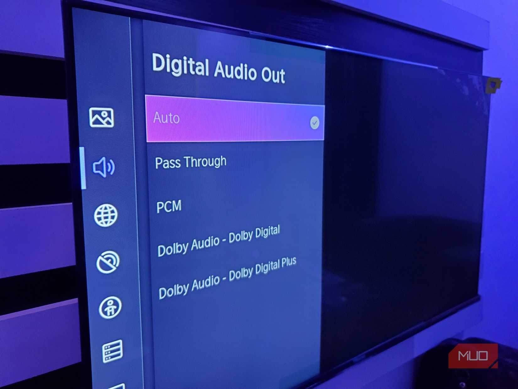 These 7 HDMI Tweaks Instantly Improve Picture and Sound on Any Smart TV