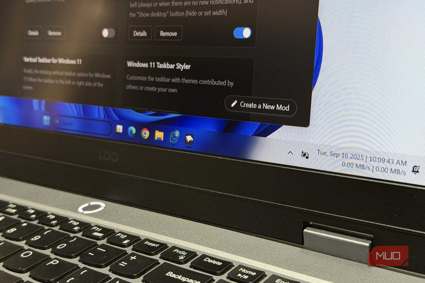 I made Windows 11’s taskbar look premium with this tiny tool