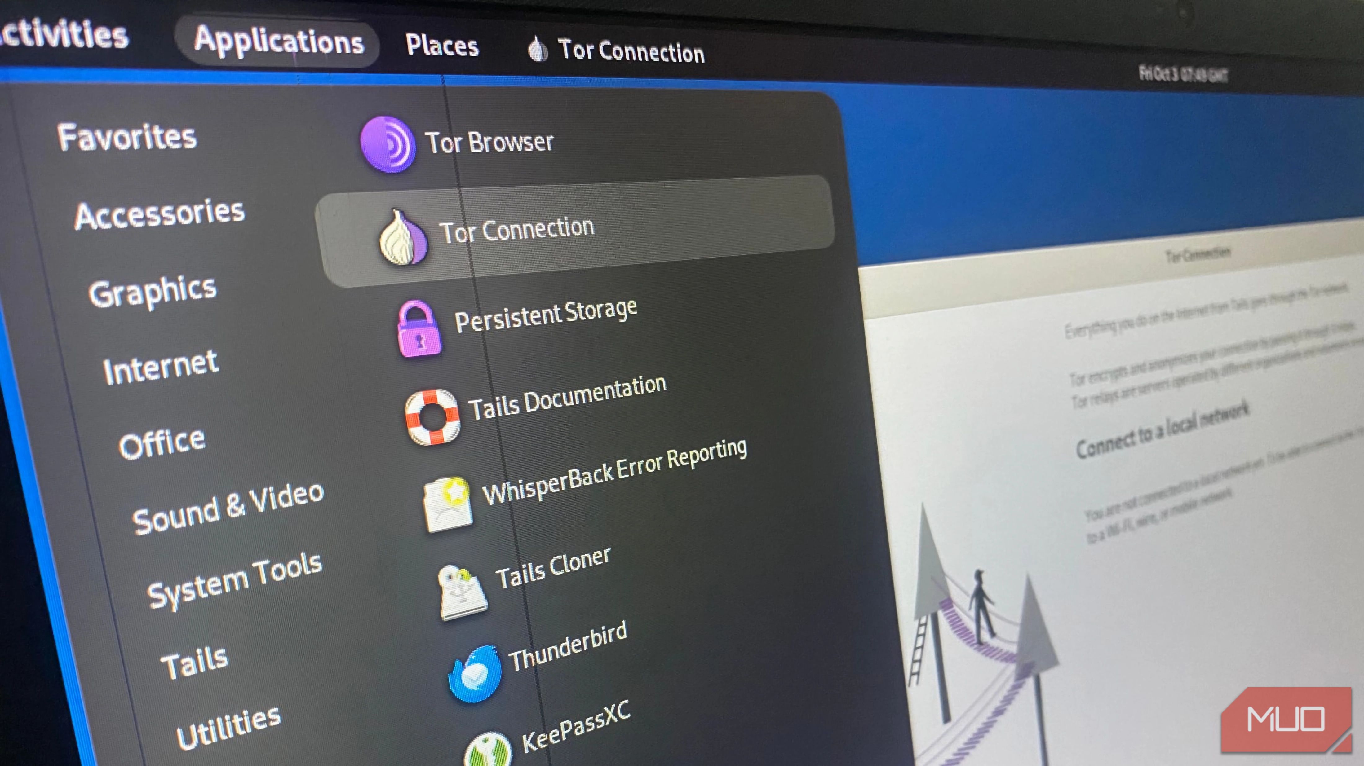 How I Merge Multiple Monitors Into One Using AMD Eyefinity