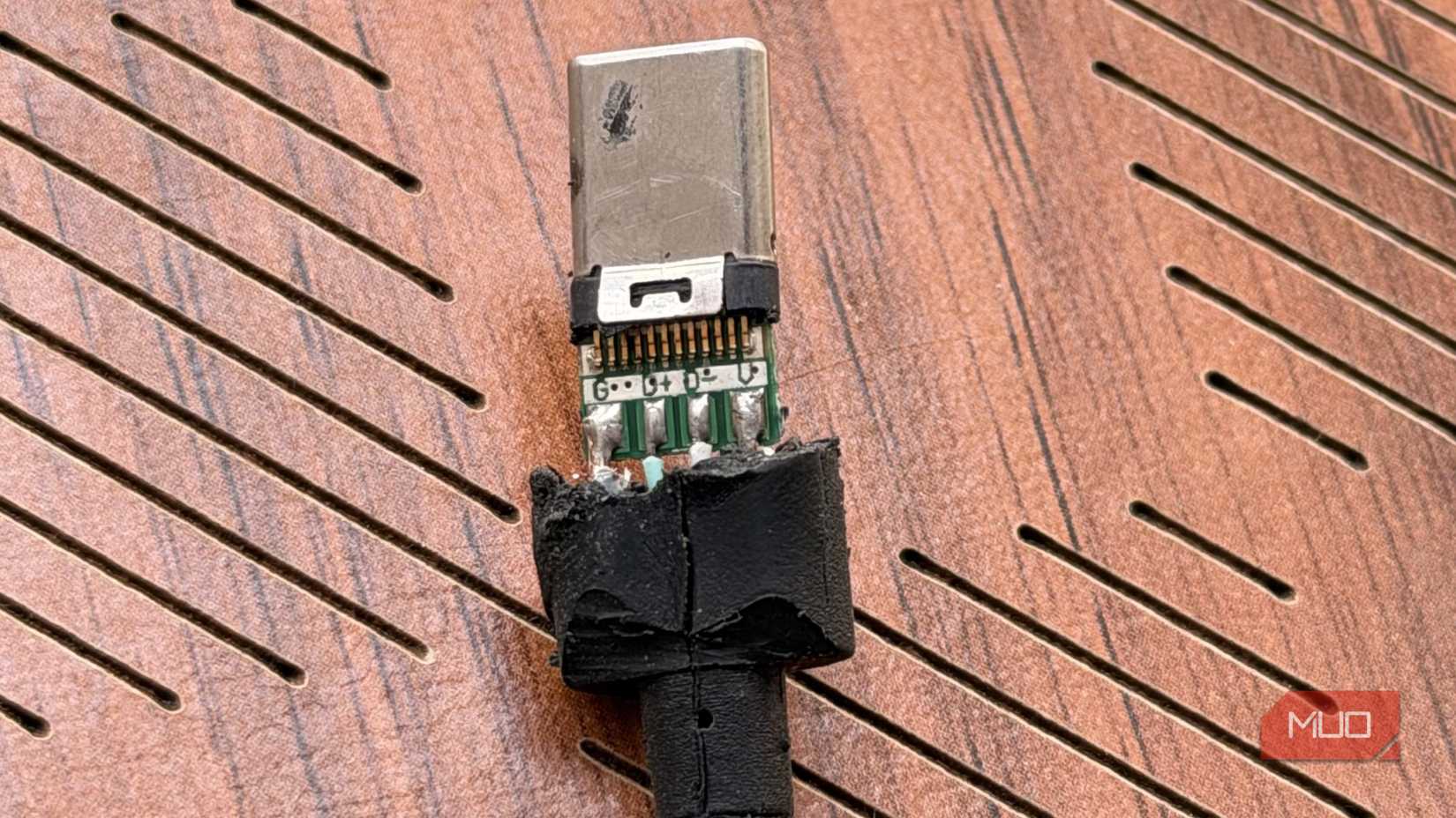 How USB-C reversibility actually works