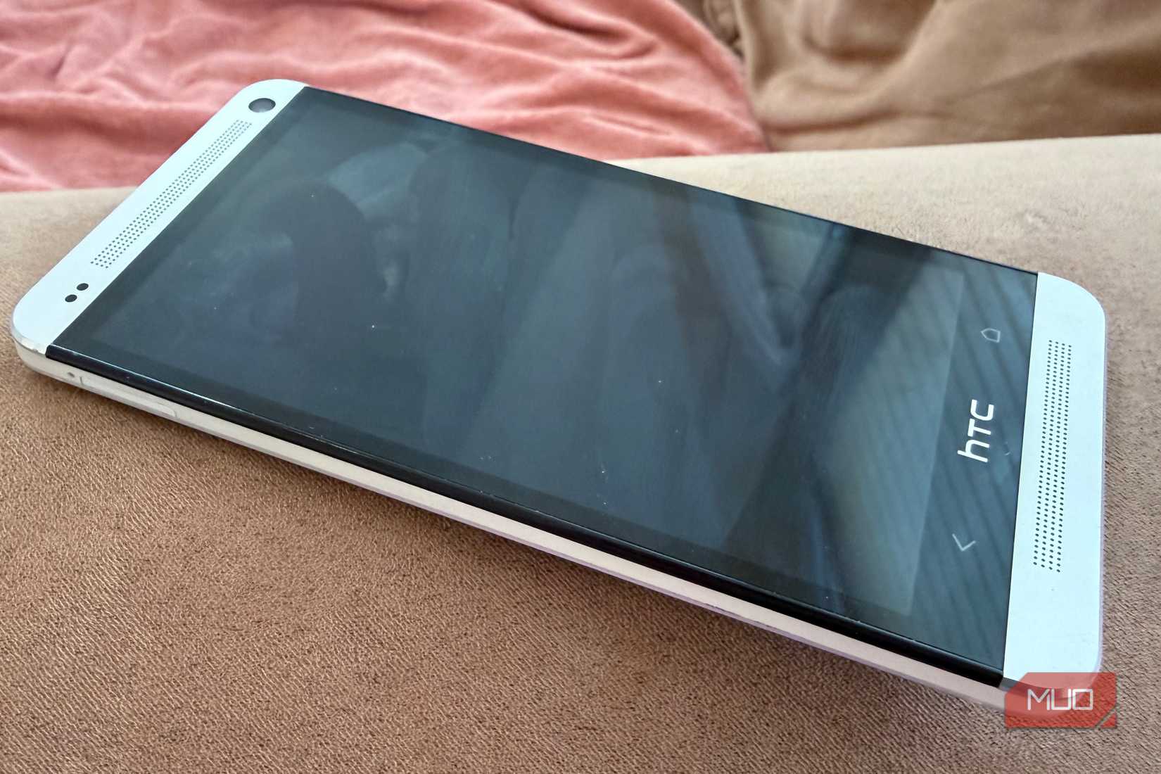 This common cleaning mistake can permanently damage your phone — here's ...