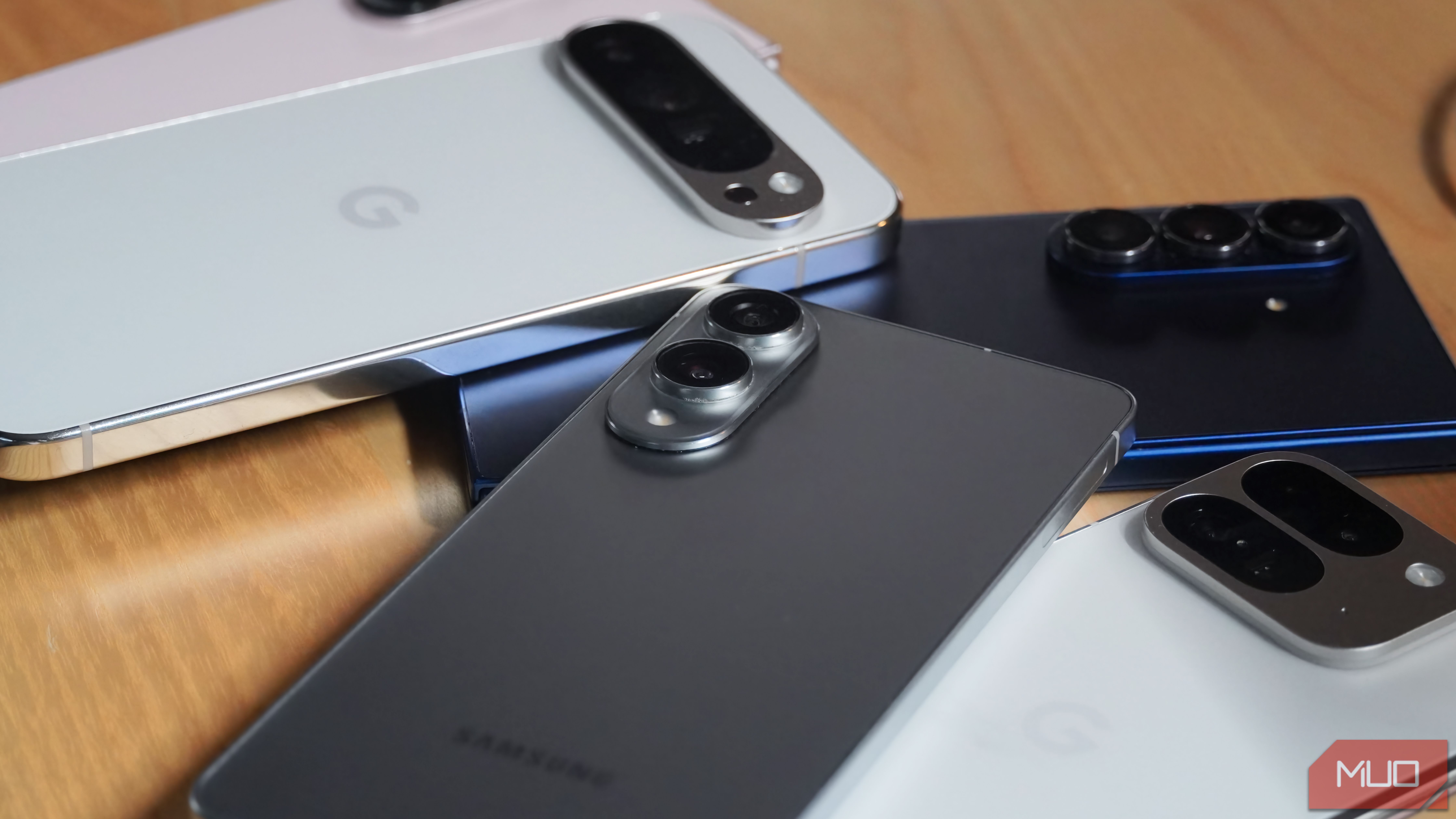 9 Fantastic DIY Projects Made With Old Phones