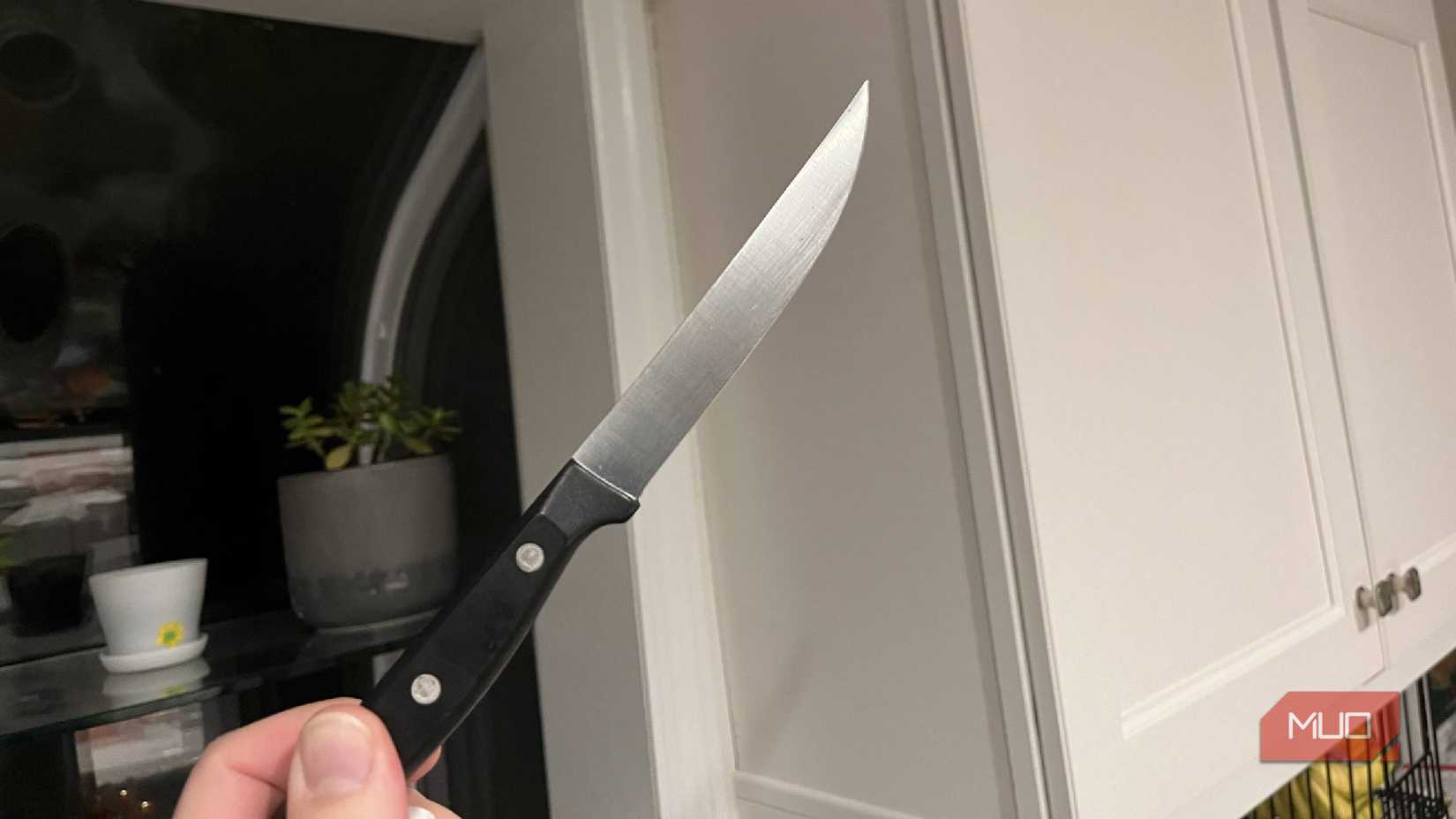 This is the easiest way to remove rust from kitchen utensils