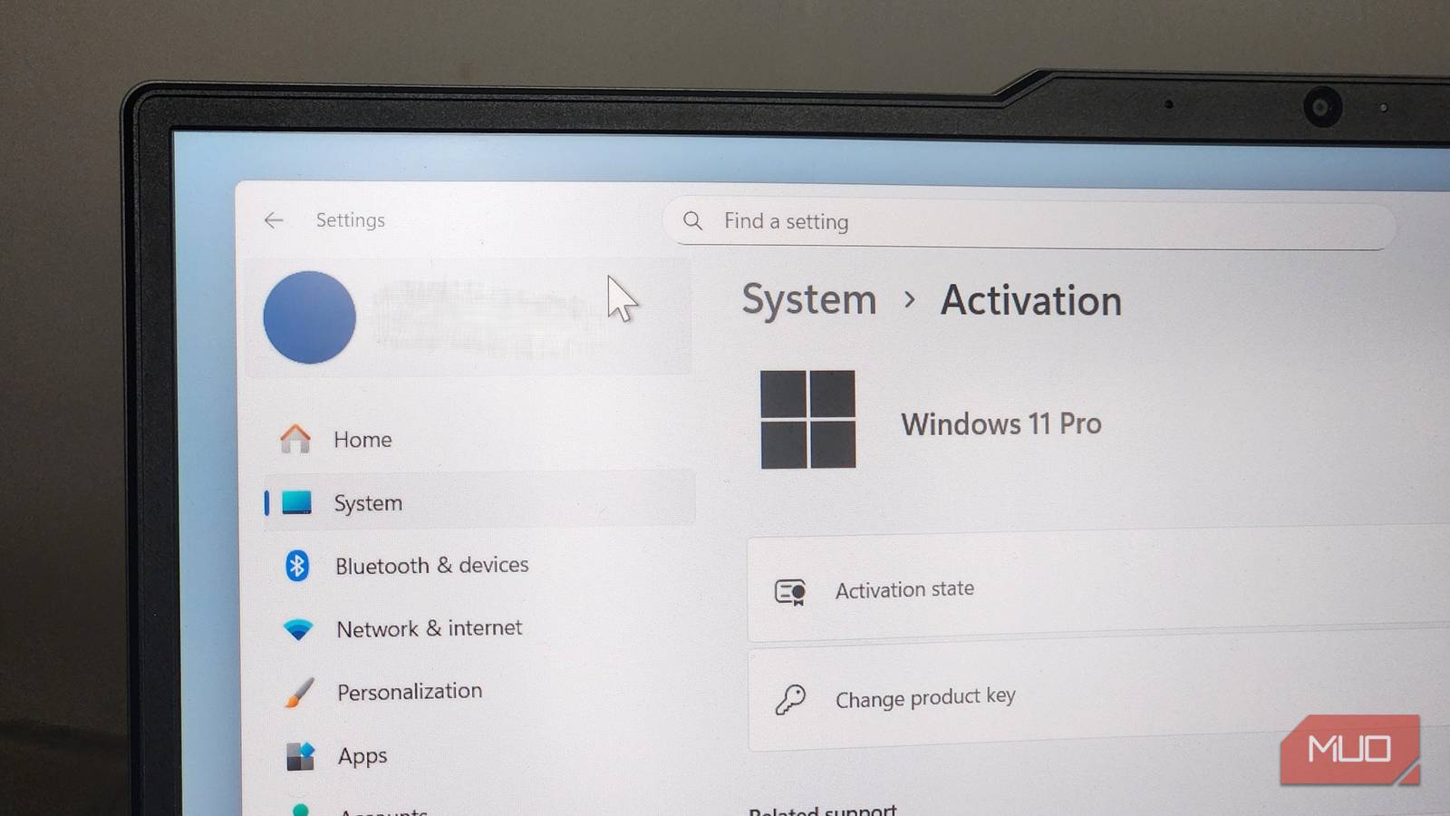 I've used Windows 11 Pro for years, but it's only worth it for these 3 ...