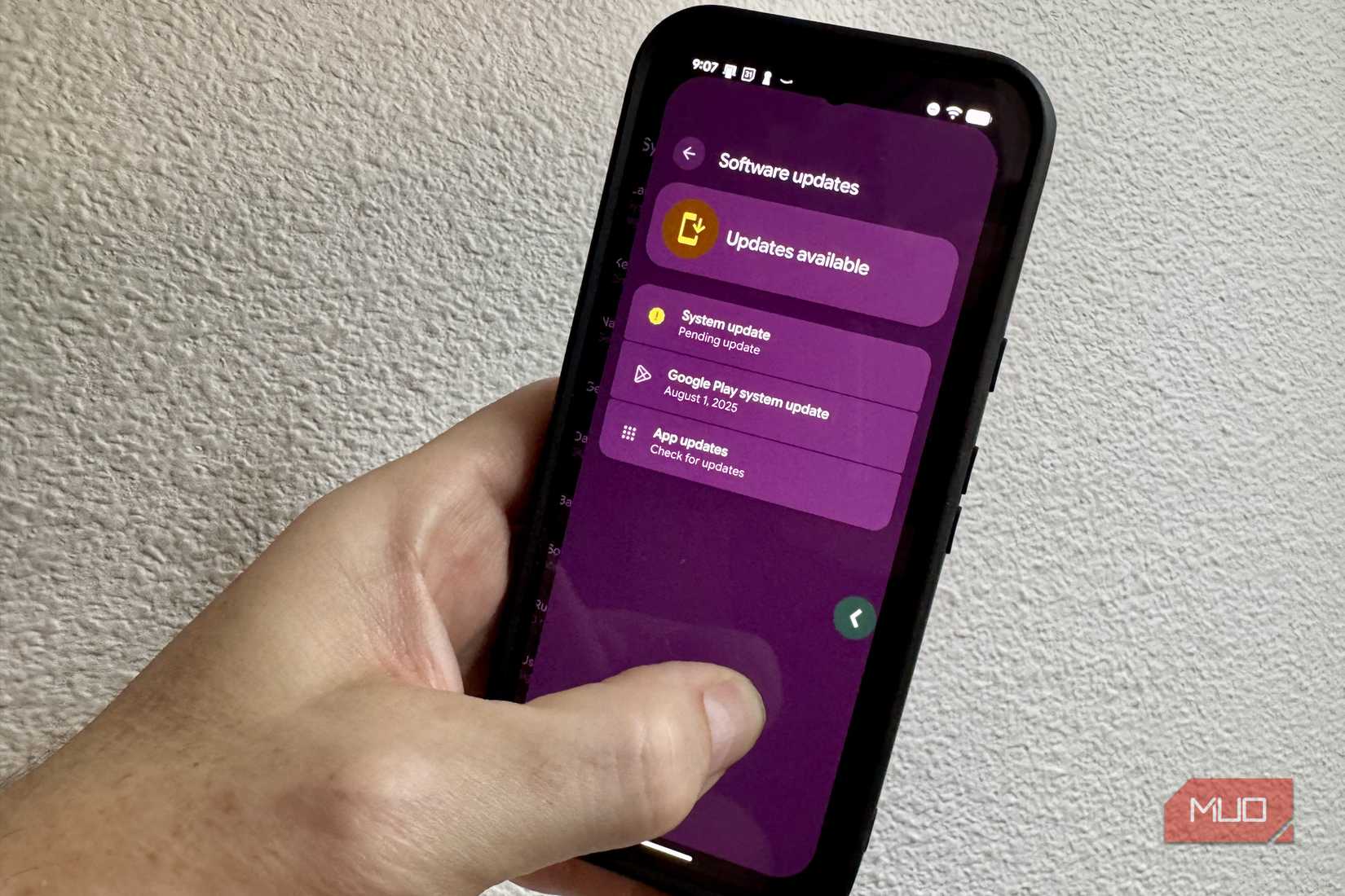 If you’re still using Android’s 3-button navigation, it’s time to move on