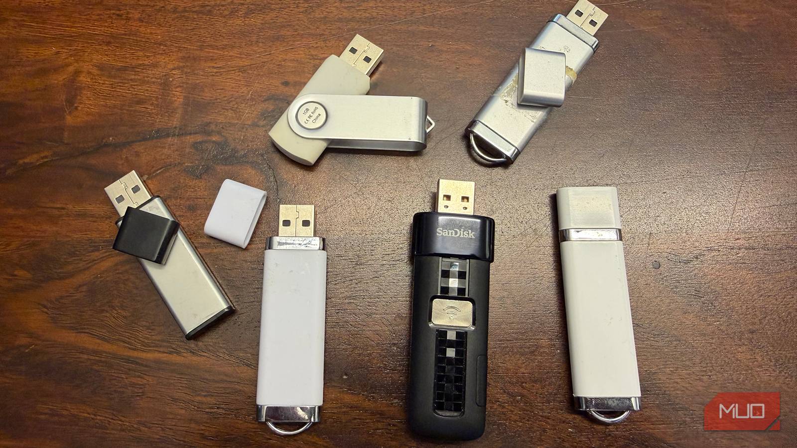 My USB drive does 4 things cloud backup can't — here's why I'll never ...