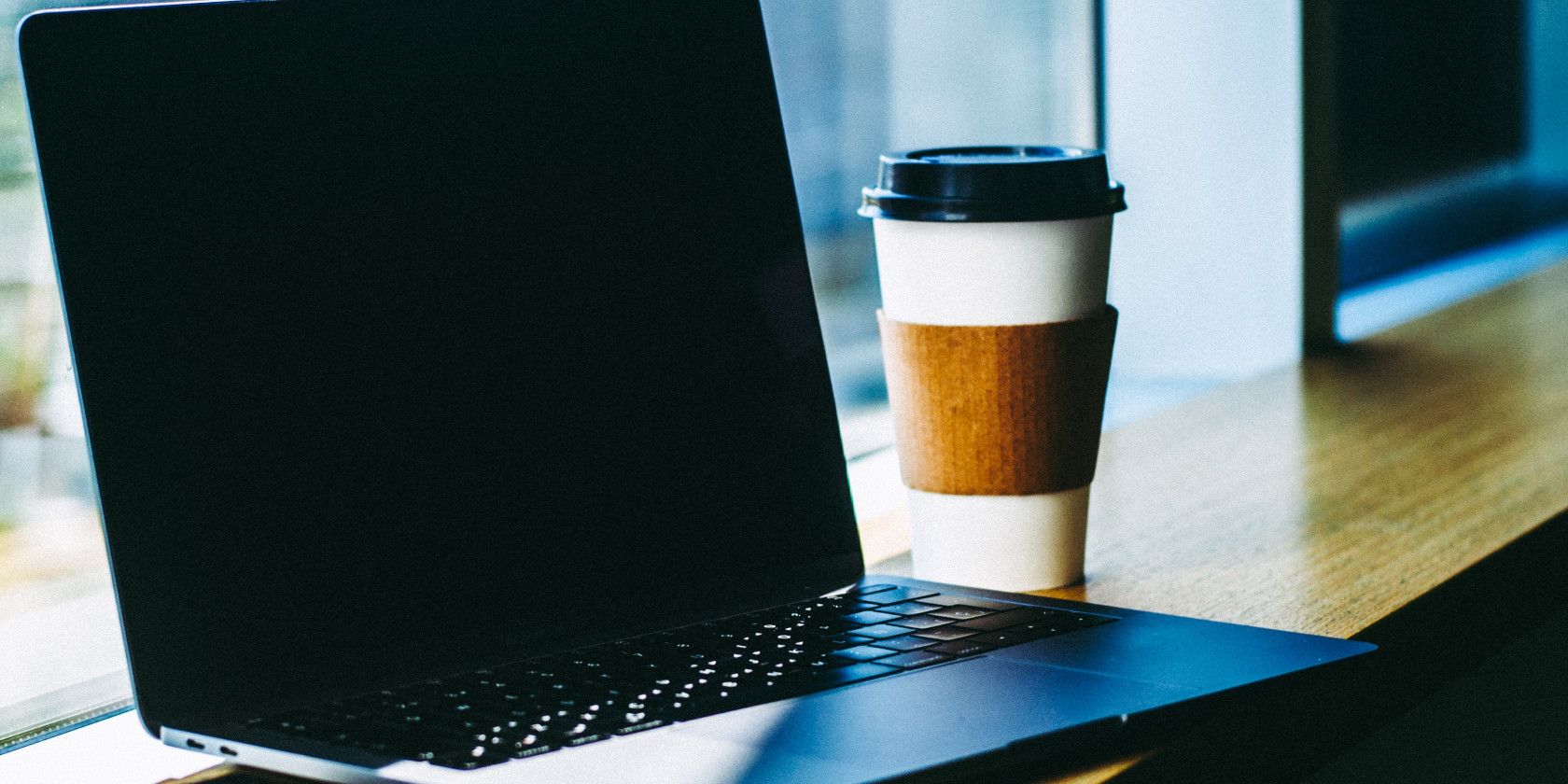 How to Save Your Laptop From Spilled Liquids | MakeUseOf