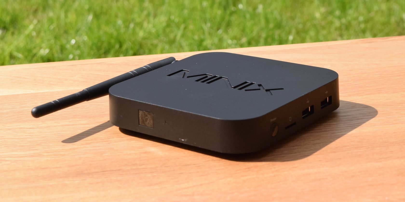 Minix Z64 Neo with Windows 8.1 Review and Giveaway